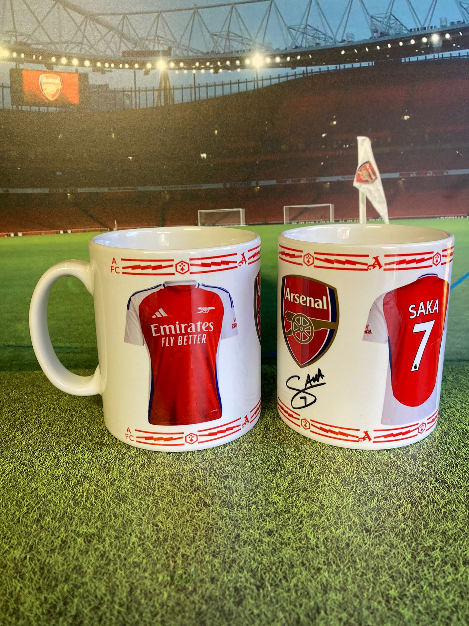 Saka Signature Home Kit Mug – The Match Day Shop