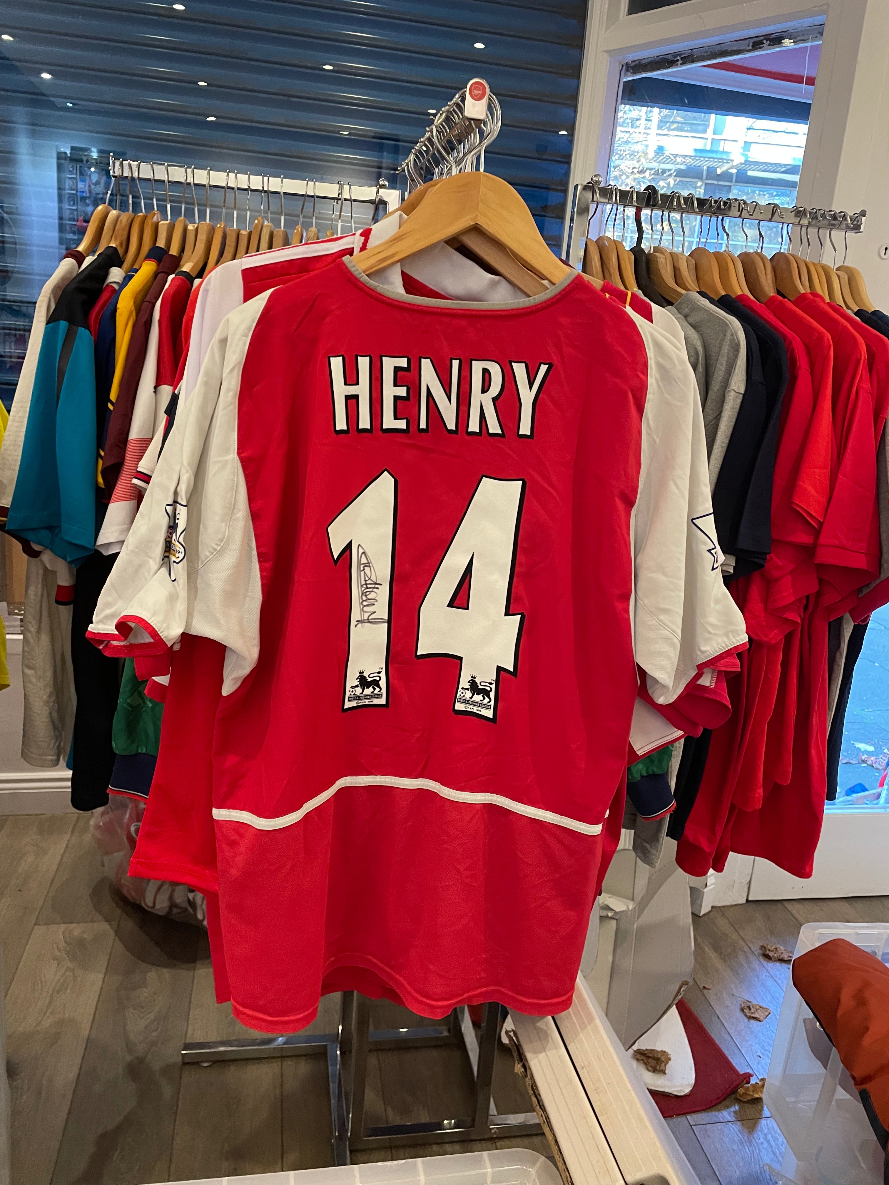 Henry signed invincibles shirt – The Match Day Shop